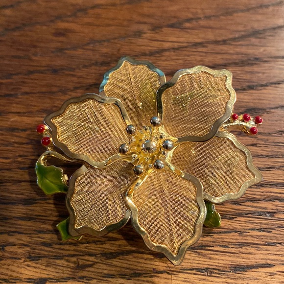 Kenneth Cole | Jewelry | Vintage Signed Kenneth Cole Kc Gold Tone Booch ...